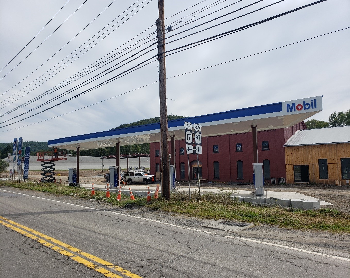 Custom Gas Station Canopy Design | Austin Mohawk